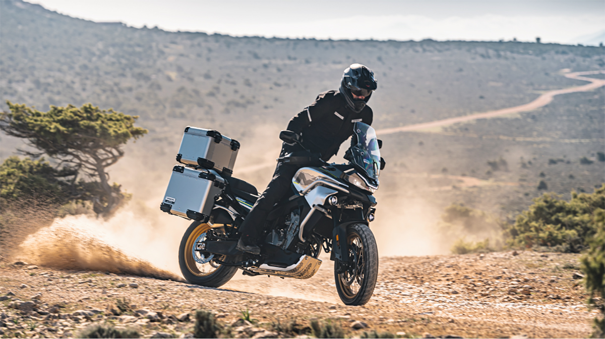 CF 800MT Touring Full Công Nghệ