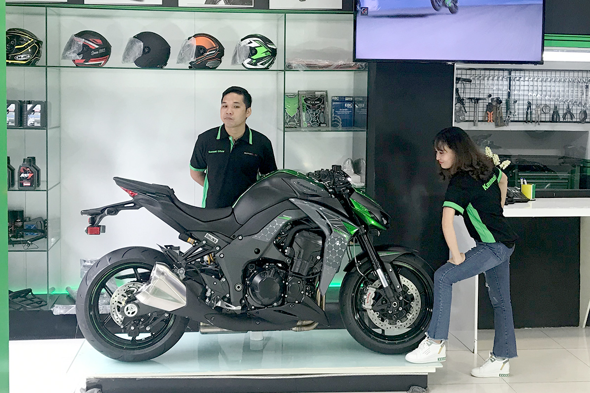 Kawasaki Z1000R 2019 đầu tiên Motorrock nhận từ Kawasaki Motors Vietnam ...