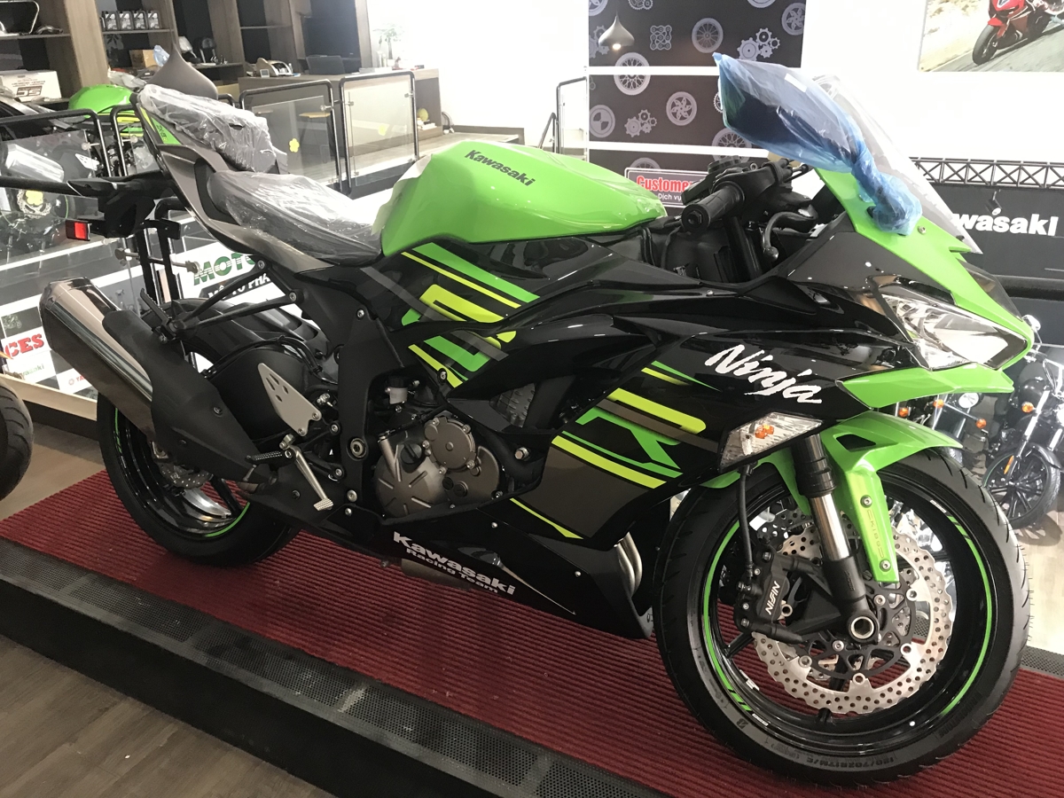 Kawasaki Ninja ZX6R 2020 phân phối chính hãng, giá rẻ, tại Sài Gòn